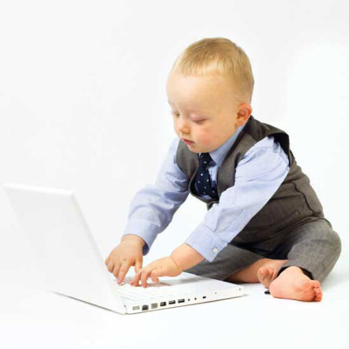 Limiting Screen Time for Kids in a Digital World – Utne